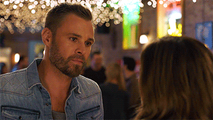 Season 5 Episode 1 GIFs - Get the best GIF on GIPHY