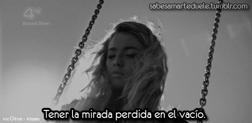 Mirada-perdida GIFs - Get the best GIF on GIPHY