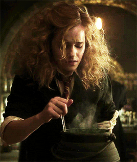 Harry Potter Potion GIFs - Get the best GIF on GIPHY