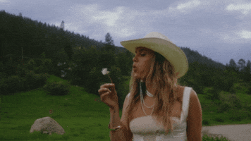 Lipstick on You GIFs on GIPHY - Be Animated
