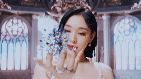 GAHYEON GIFs on GIPHY - Be Animated