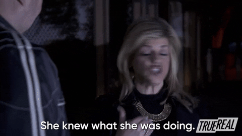 She-knew-what-she-was-doing GIFs - Get the best GIF on GIPHY
