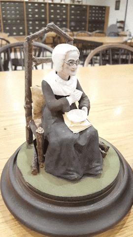 Bobblehead Quaker GIF by Swarthmore College Libraries - Find & Share on ...