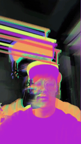 Dicreate GIFs on GIPHY - Be Animated