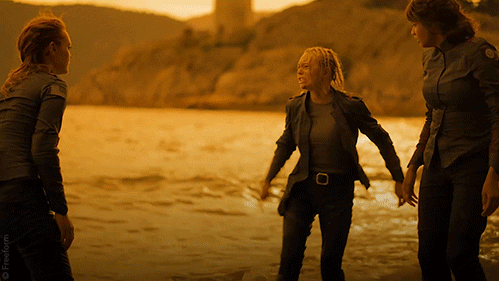 Four And Tris Kiss Gif