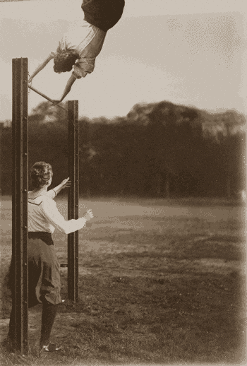 IT UP GIFs - Find & Share on GIPHY