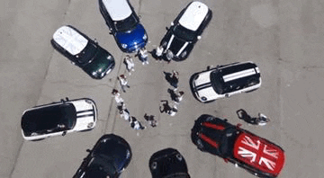 Mini-italian-girl GIFs - Get the best GIF on GIPHY