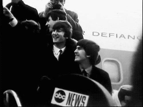 Jfk Airport GIFs - Get the best GIF on GIPHY