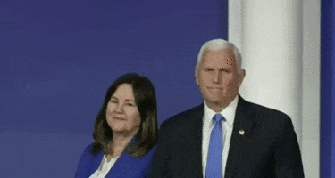 ICYMI: Former VP Mike Pence Is Dropping Out of the 2024 Race by GIPHY ...