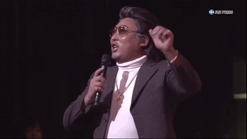 Japanese Bow GIFs - Find & Share on GIPHY