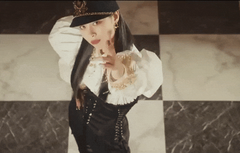 ITZY GIFs - Find & Share on GIPHY