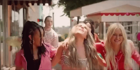 The-girls-are-back-in-town GIFs - Get the best GIF on GIPHY