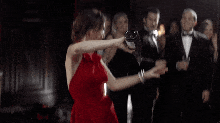 Kristen-wigg GIFs - Get the best GIF on GIPHY